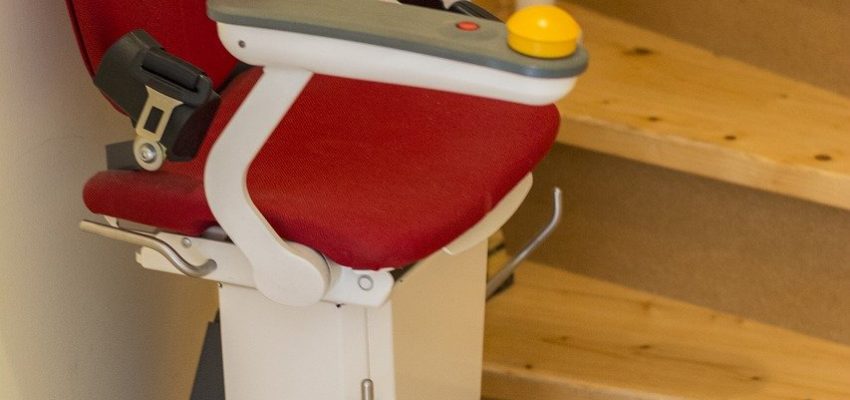 Eenvoudig traplift - Traplift-kosten.nl